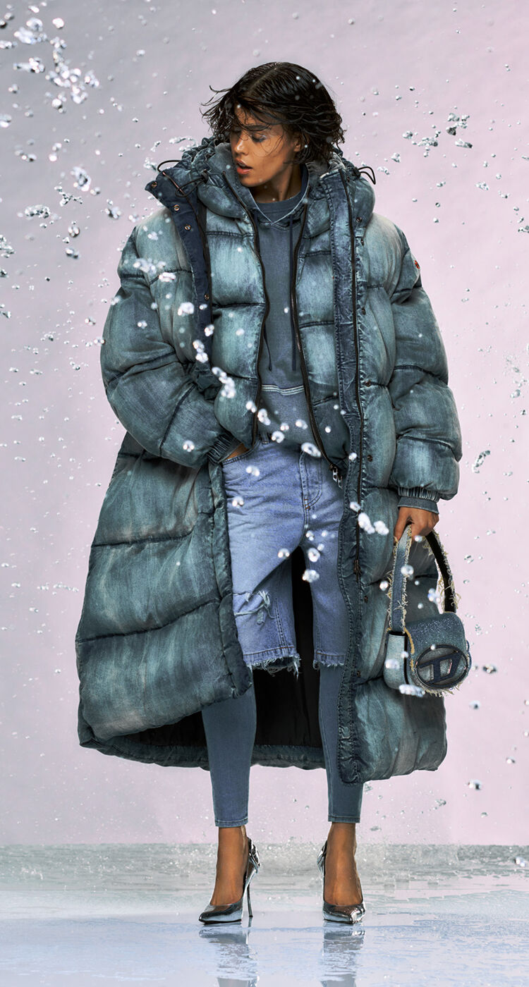 ★DIESEL ディーゼル レディース★裏起毛 ワンポイントプリント 長袖 ジップアップスウェットパーカー【F-GULLY-HOOD-ZIP】【サイズXXS】【2サイズ程大きめのサイズ感 ...